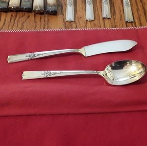 WM. A. ROGERS | Kitchen | Vtg 94 Wm A Rogers Aa Heavy Artistic Pattern ...